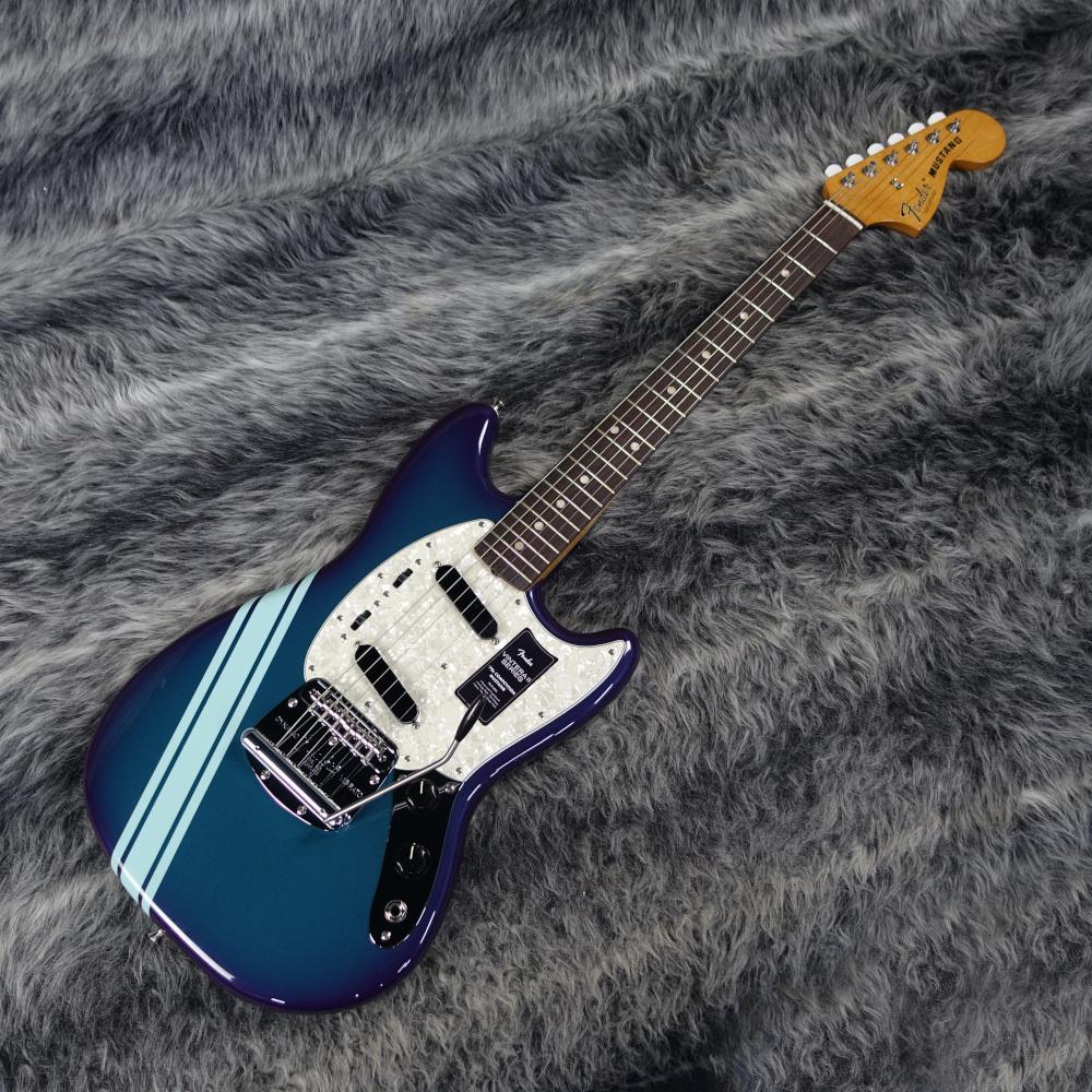 Fender Vintera II 70s Competition Mustang Competition Burgundy｜平野楽器 ...